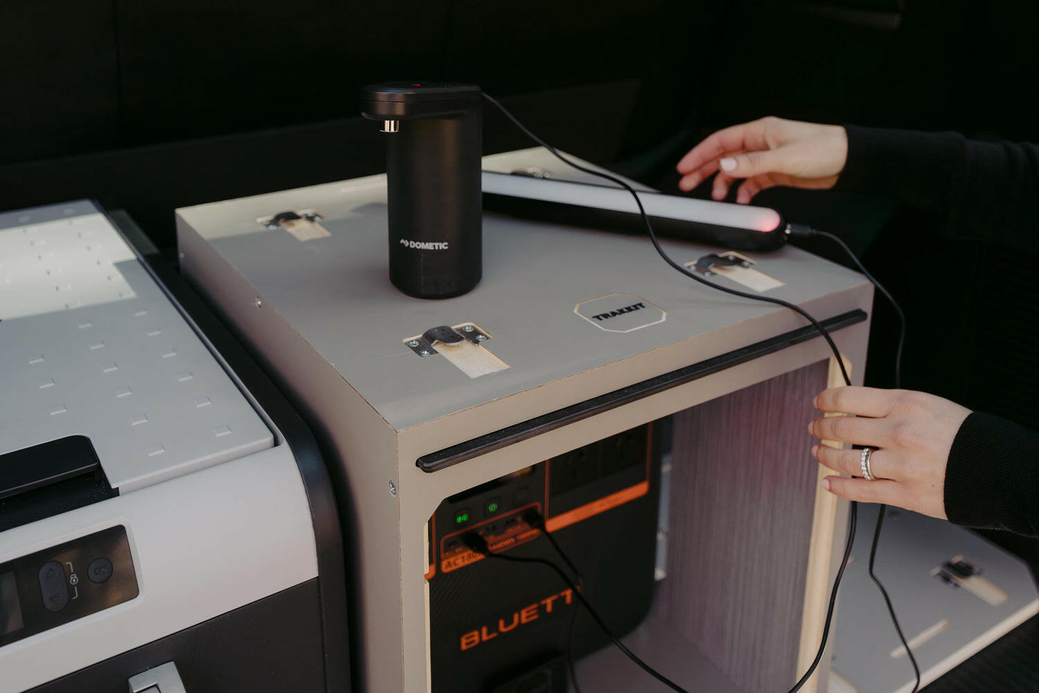 Trakkit Display Kit: Optimize Multivan Functionality | Trakka – TRAKKA